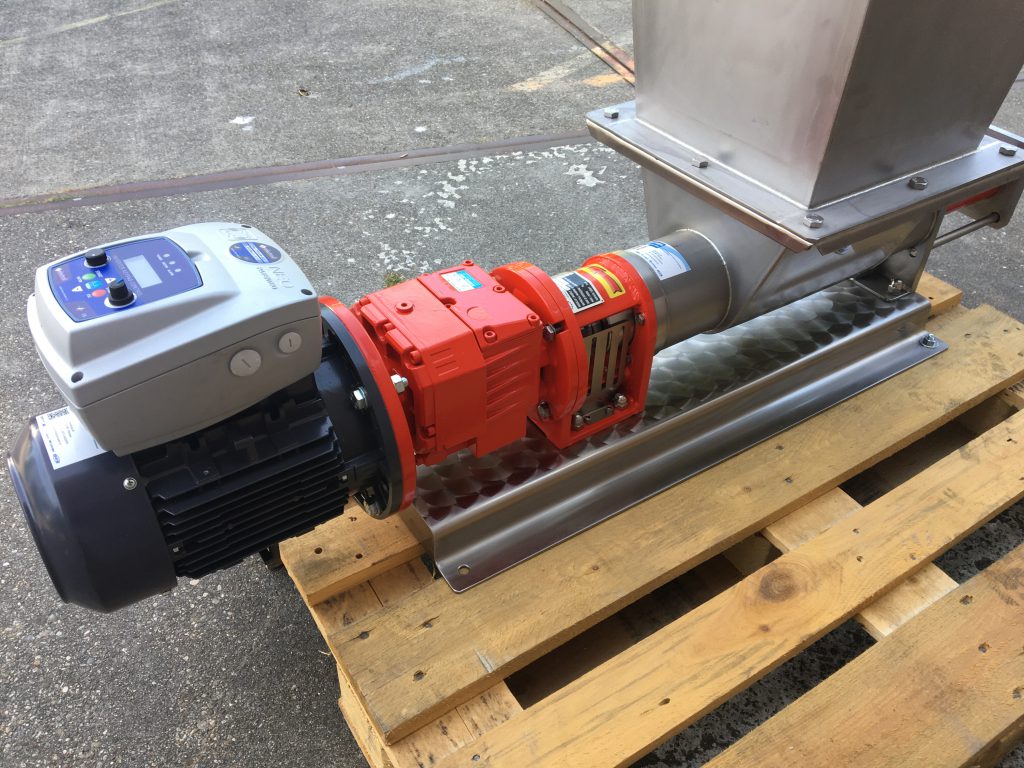 Monopomp / excentrische wormpomp met vultrechter - Moes Pompen